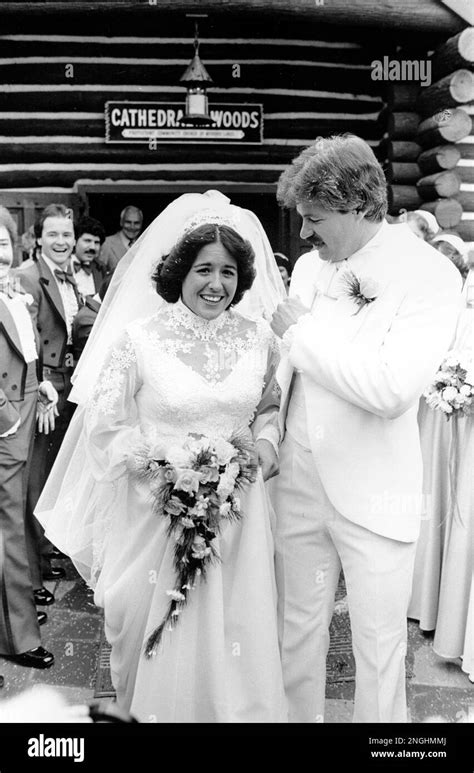 Newlyweds Nancy Lopez Lpga Golfer And Tim Melton Harrisburg Pa