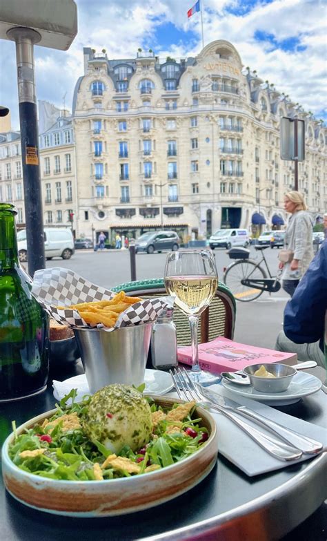 French Restaurant Rules