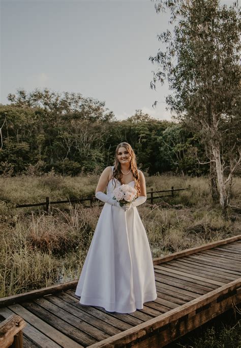 Abby Mitchell • Lauren Ambrose Photography Facebook