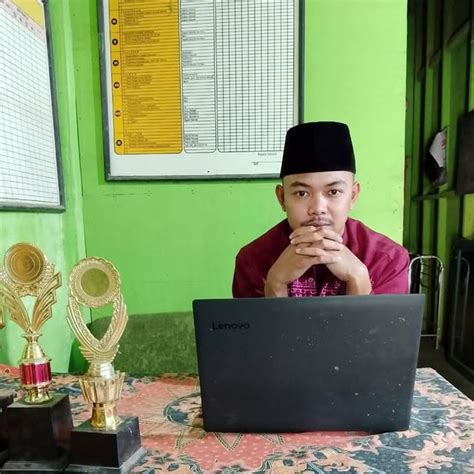 Mihrab Santri Darmawan3307 • Threads Say More