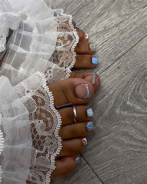 5 Pedicure Trends That Will Dominate Open Toe Season