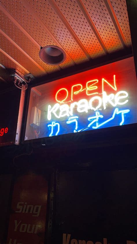 Karaoke Bar In Toronto Neon Sign Vibes