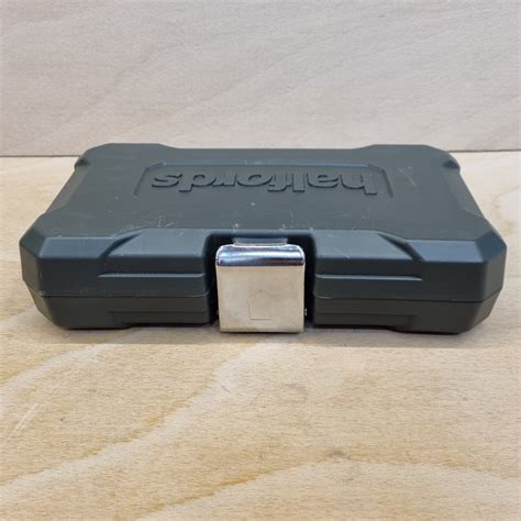New Halfords Halfords 25 Piece 1 4 Socket Set Buy With Confidence