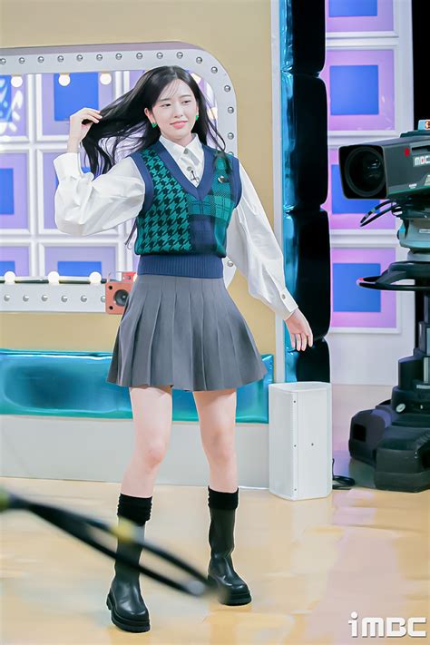 움짤 안유진 꺾이지 않는 매력 라디오스타 B하인드③