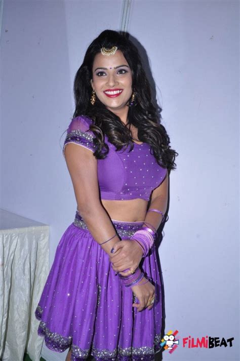 Jyothi Seth Photos Latest Hd Images Pictures Stills And Pics Filmibeat