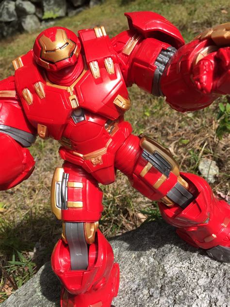 Marvel Legends Hulkbuster Iron Man Build A Figure Review Marvel Toy News