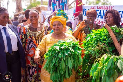 15 Octobre Léonnie Kandolo Salue La Contribution Indispensable Des Femmes Rurales