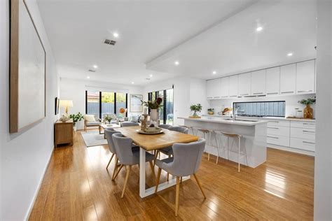 Daniel Wright Daniel Wright Buxton Real Estate