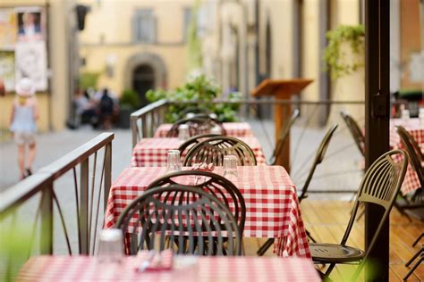 Orvieto Italy The Medieval Umbrian Hill Town One Hour From Rome