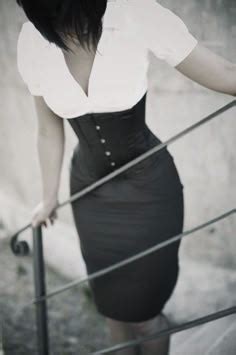 71 Small Waist And Corsets Ideas Corset Training Small Waist Waist