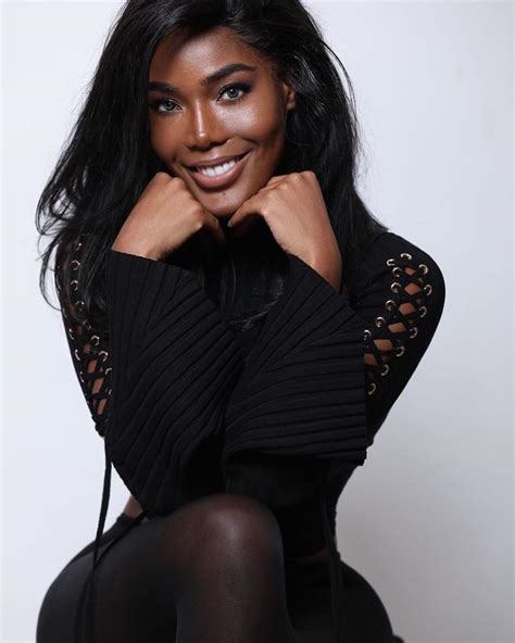 Picture Of Monifa Jansen