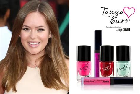 4 Tahun Jadi Beauty Blogger Tanya Burr Kini Luncurkan Produk Kosmetik