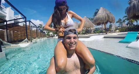 6 Hot Sexy Peyton Ganus Bikini Pics