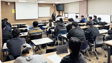 호남대 미디어커뮤니케이션학과 진로설계 로드맵 특강 아시아경제