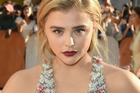 Chloe Grace Moretz Carrie Remake