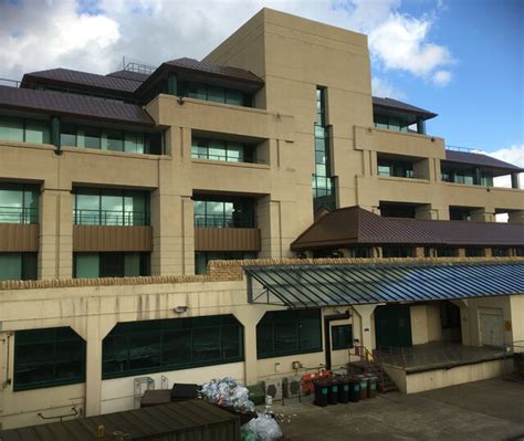 Breakspear Park Breakspear Way © Bryn Holmes Cc By Sa 2 0 Geograph
