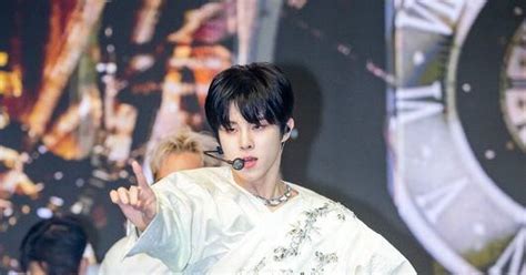 사진 김우석파워 넘치는 무대