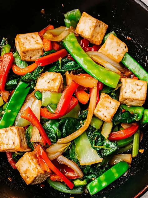 Delicious Vegetable Stir Fry With Tofu In Just 15 Minutes