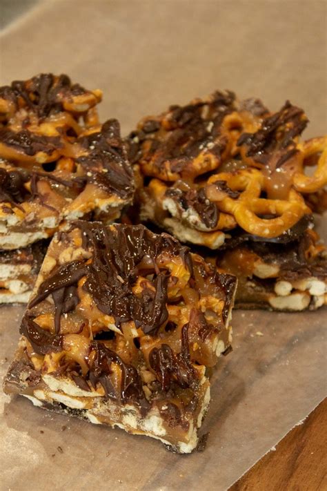 Salted Caramel Chocolate Pretzel Bars Must Love Home