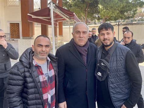 Tc Fatih Belediyesi Başkan Turan Ferruh Kethüda Camiinde Hemşehrileriyle Selamlaştı