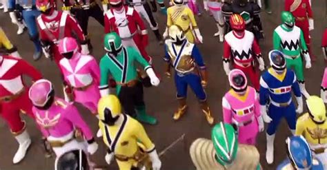 Power Rangers Super Megaforce Legendary Battle War