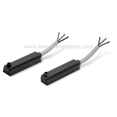 Camozzi CST-232 CAMOZZI T SLOT MAGNETIC PROXIMITY SWITCH, REED, 3 WIRE ...