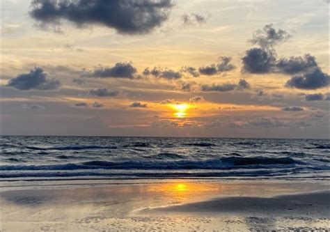 Let Your Light Shine☀️for Others To See So That They May Glorify Our