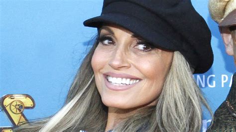 Trish Stratus On How Molly Holly Felt About Junk In The Trunk Line