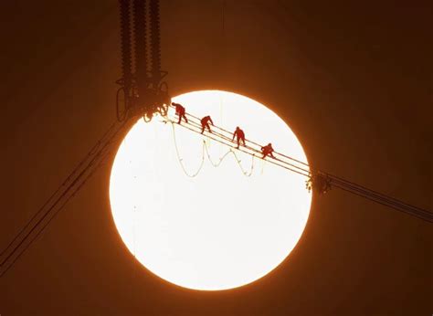 Electrical Workers Ichongqing