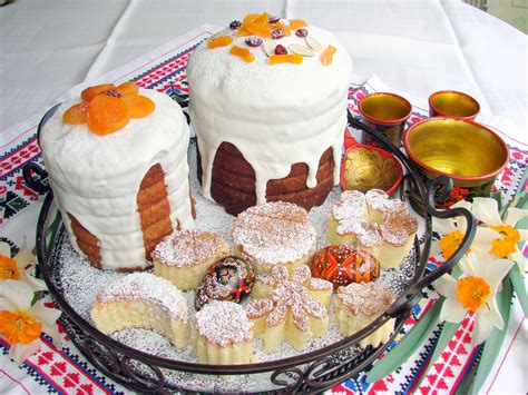Russian Easter Bread! | Easter bread, Delicious bread, Food