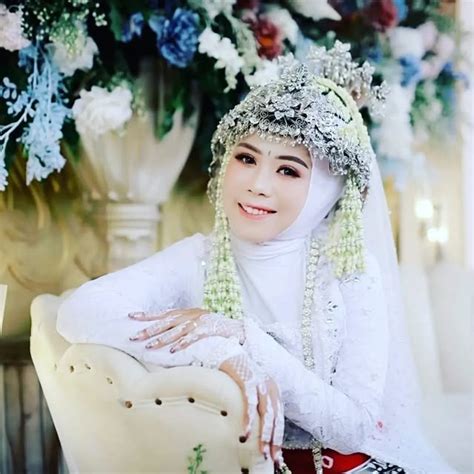 Faizah Faizah Wedding • Threads Say More