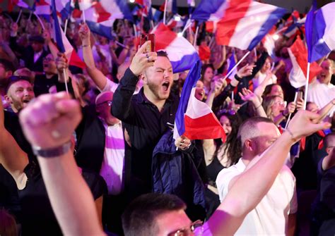 Radicaal Rechts Wint Eerste Ronde Franse Verkiezingen Partij Macron
