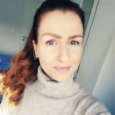 Sarah Becker Youtube