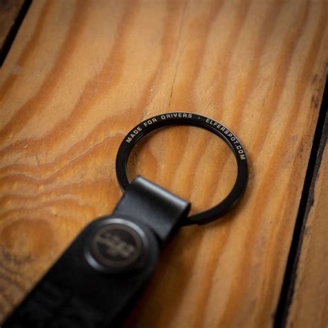 Loop Key Ring Key On The Left Drivers Collection Elferspot Shop