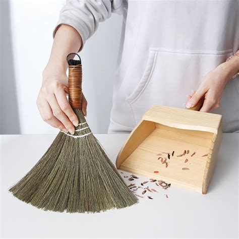 Mini Straw Broom Natural Reed And Rice Straw Broom Compact Sweeper For