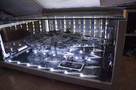 Star Wars Display Case With Lights Millennium Falcon Toy Display