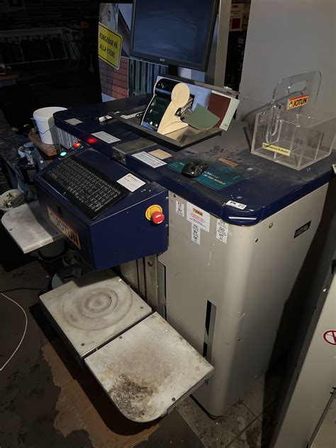 Breaking Machine Jotun Dromont 2010 Ps Auction We Value The Future Largest In Net Auctions