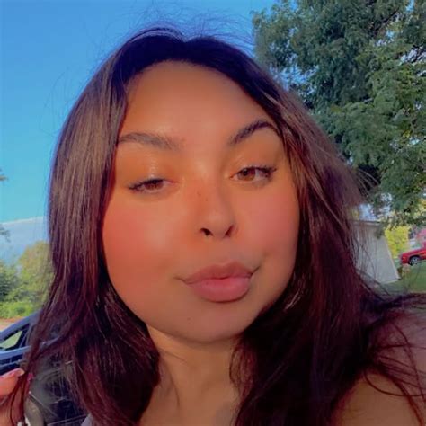 Anna Grace Annapaschal • Threads Say More