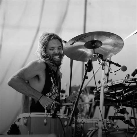 Taylor Hawkins 1972 2022 Taylor Hawkins Foo Fighters Foo Fighters