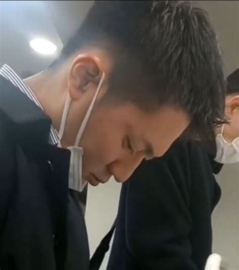 Super Handsome Japanese Guy 4k Clip 日本語で
