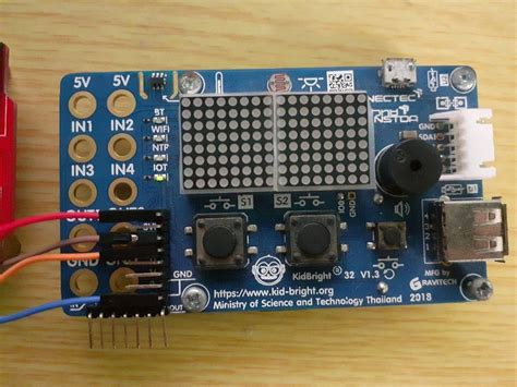 esp8266 and esp32 at commands maker and iot ideas