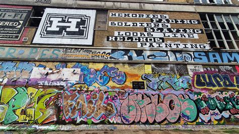 Helch Graffiti Street Art And Graffiti Dror Hadadi