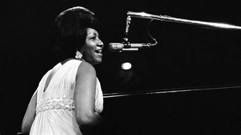 Aretha Franklins Handwritten Will Found In Couch Cushions Is Valid