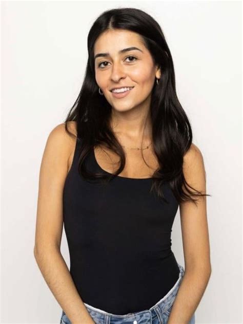 Daniela Mora Comedian Tickets New York Comedy Club New York Ny