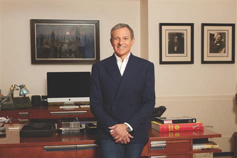 Bob Iger Steps Down As Disney Ceo Bob Chapek To Succeed
