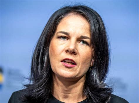 Annalena Baerbock Neue Fotos So Hat Sich Der Stil Der Politikerin Im Lauf Der Jahre Verändert