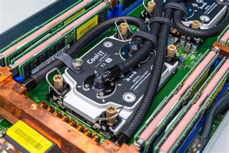 Mitac Intel Denali Pass High End Liquid Cooled 2u 4 Node Review Page