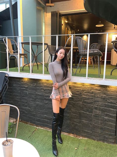 do I look hot? F19 : r/AmIHotSFW