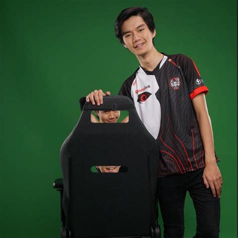 Jawaban Pertanyaan Udil Ini Tahapan Seleksi Coach Sea Games Mlbb 2021 • Computory