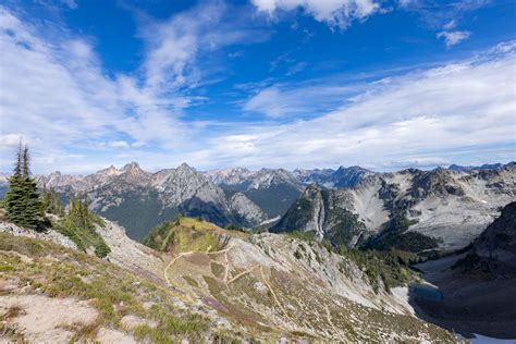 Hiking Maple Pass Loop North Cascades Bound To Explore
